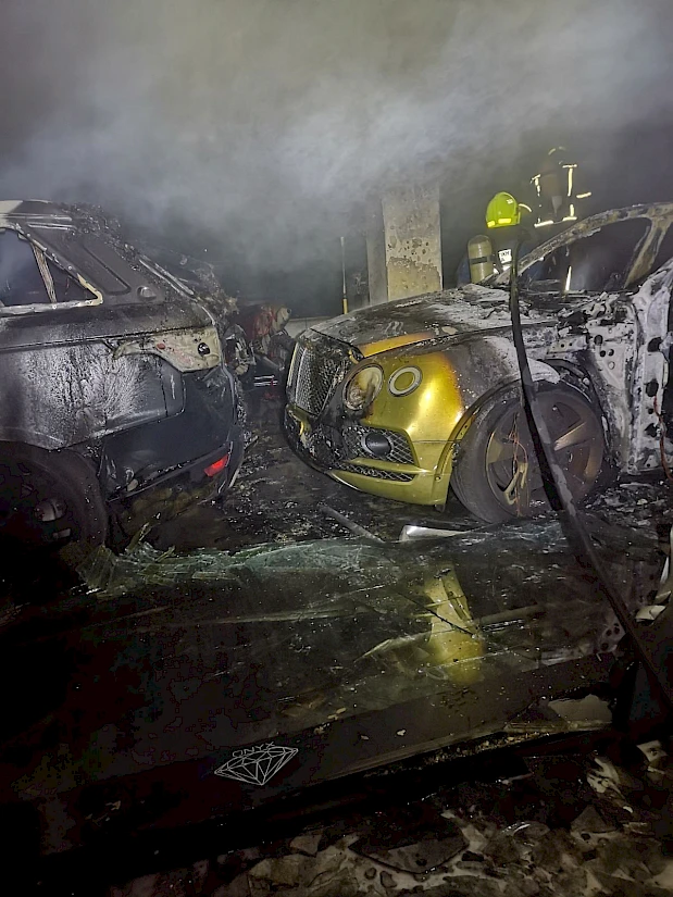 Nighttime fire at a car dealership in the Paphos area | CYPRUS FAQ